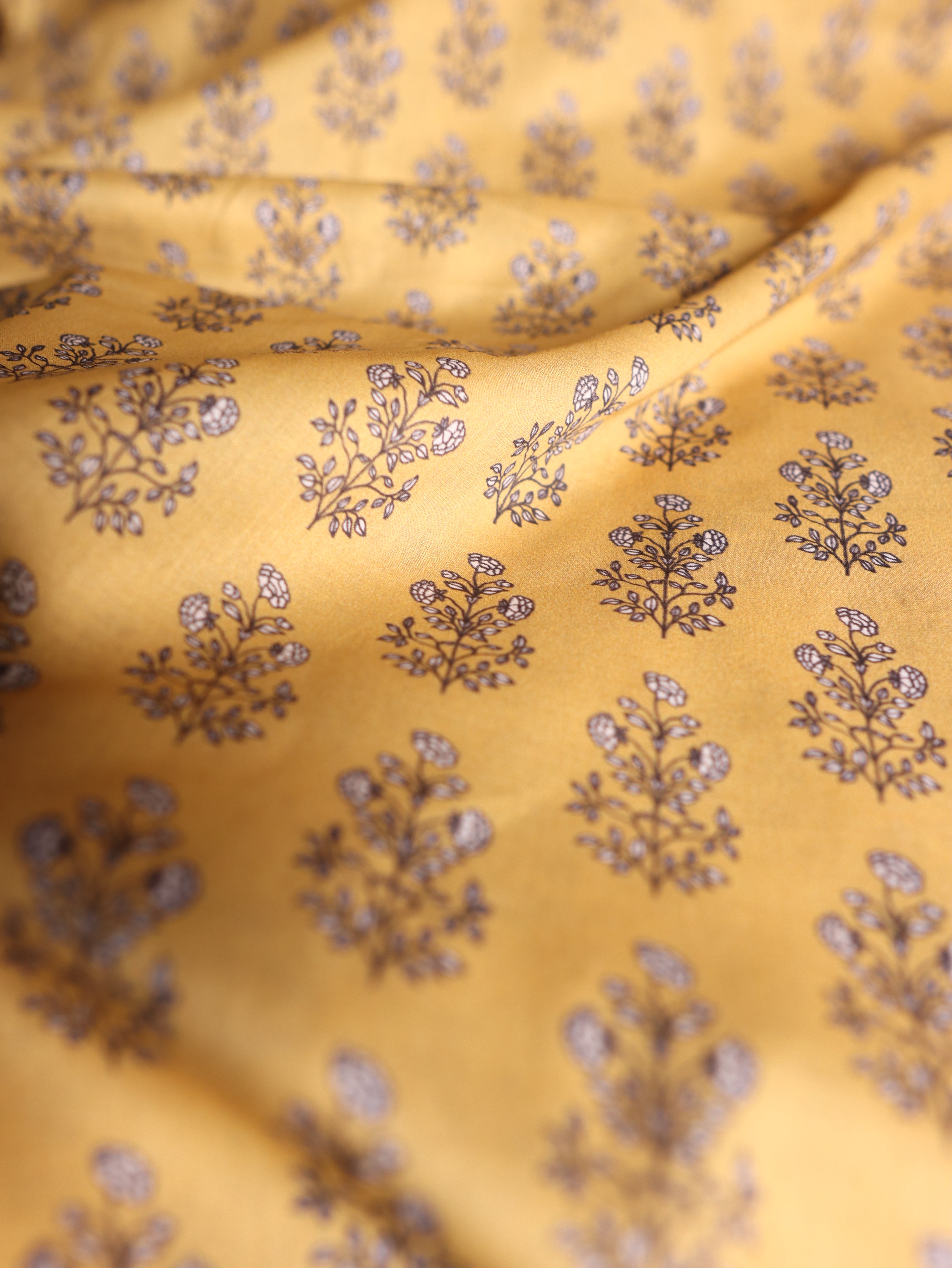 Laadli Begum: Traditional Elegance & Contemporary Style – LaadliBegum