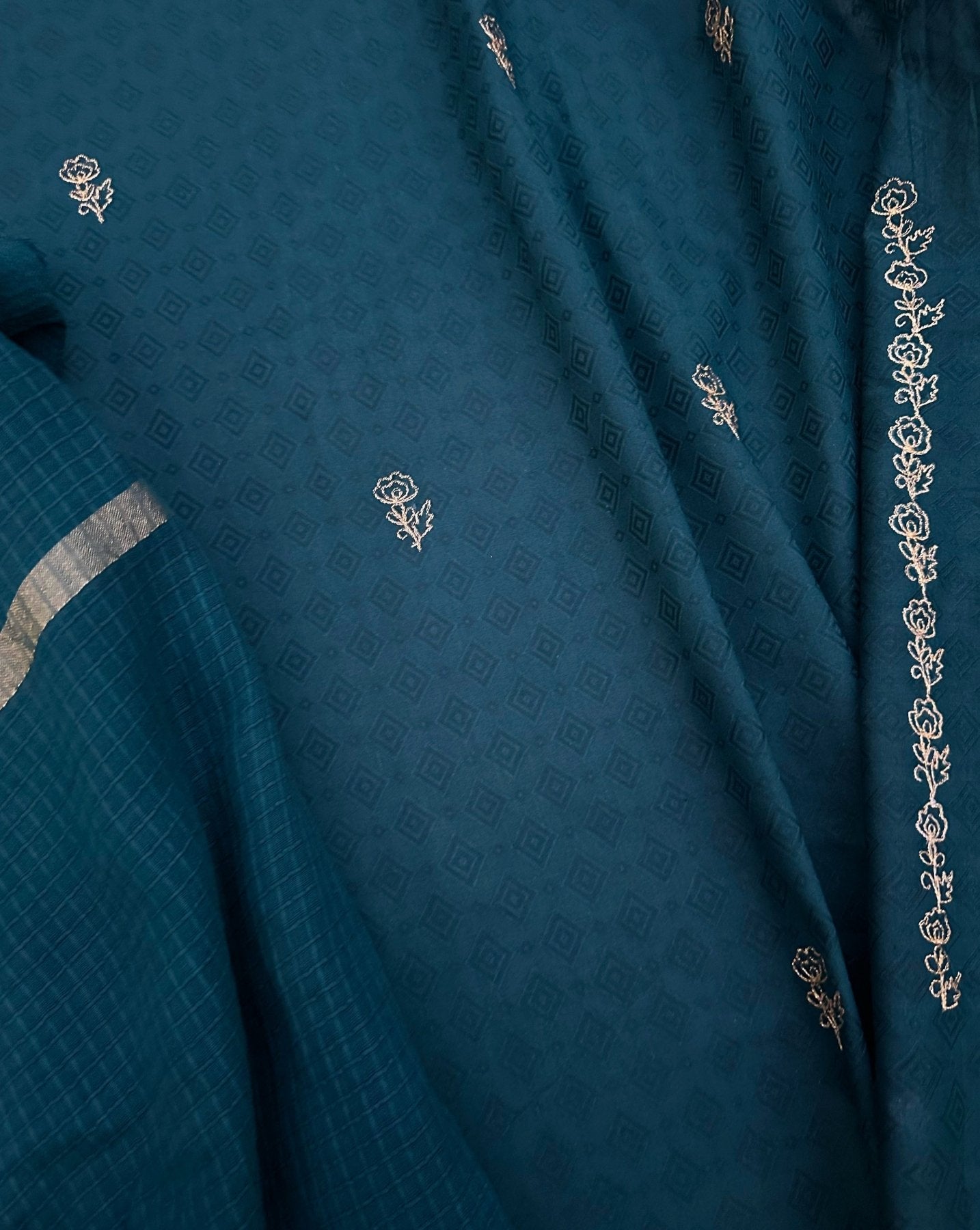 Teal (embroidered unstitched shirt and dupatta) – LaadliBegum